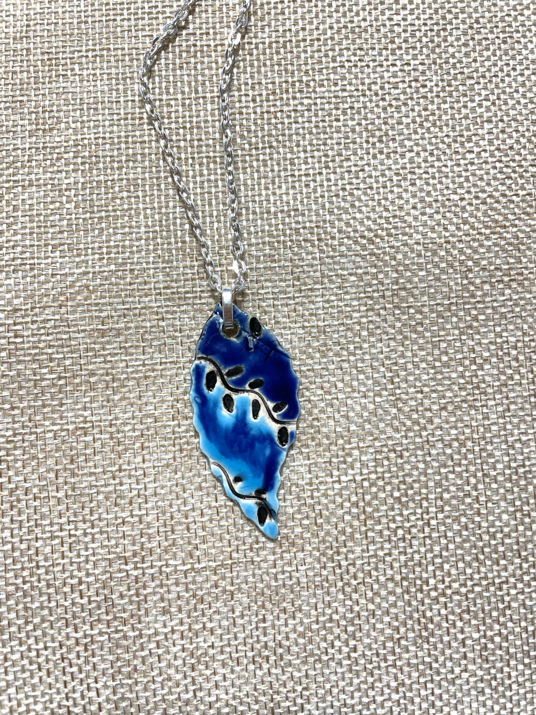 Blue Twist Ceramic Leaf Pendant Large With Vine Texture in Black With ...