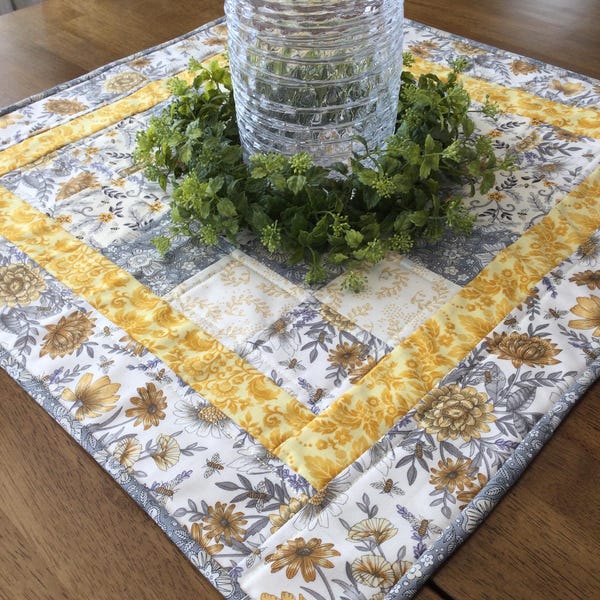 Quilted Table Topper - Etsy