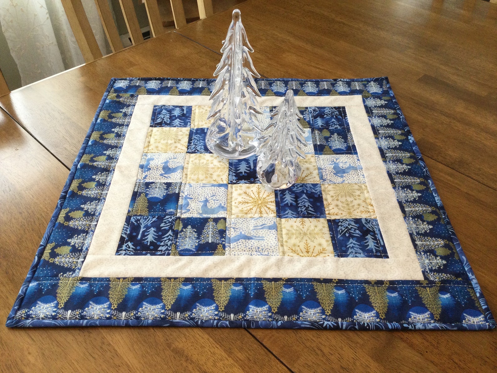 Quilted Christmas Table Topper, Christmas Table Topper, Quilted Table ...