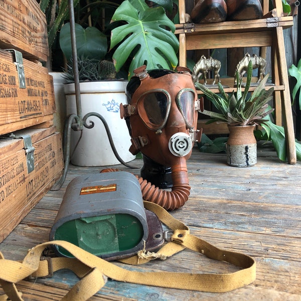 Vintage Gas Mask - Etsy