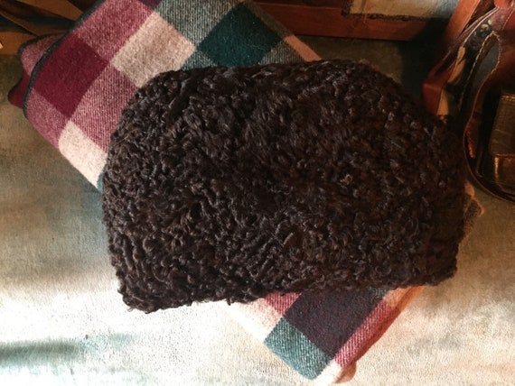 Victorian Lambs Wool Hand Muff: Antique Satin Hand Wa… - Gem