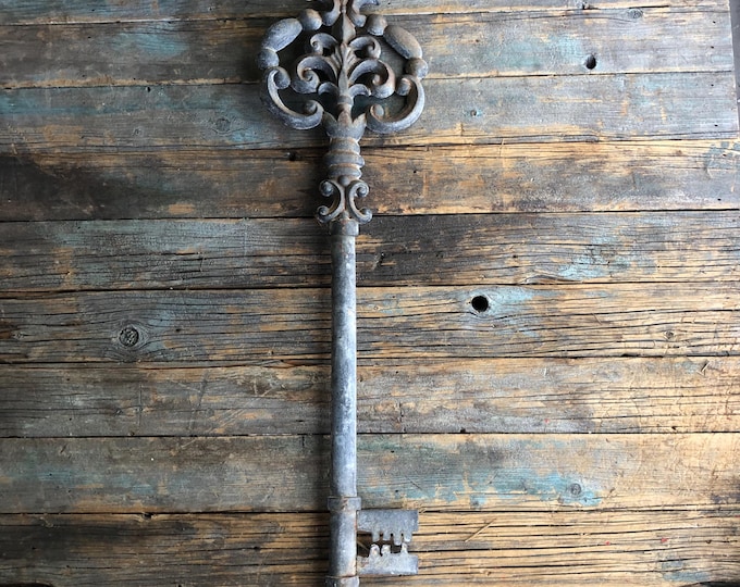 Large Rustic Skeleton Key , Victorian Style , Garden Gate Decor - Etsy
