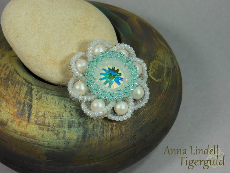 In Memorian - PDF Tutorial by Anna Lindell - Etsy