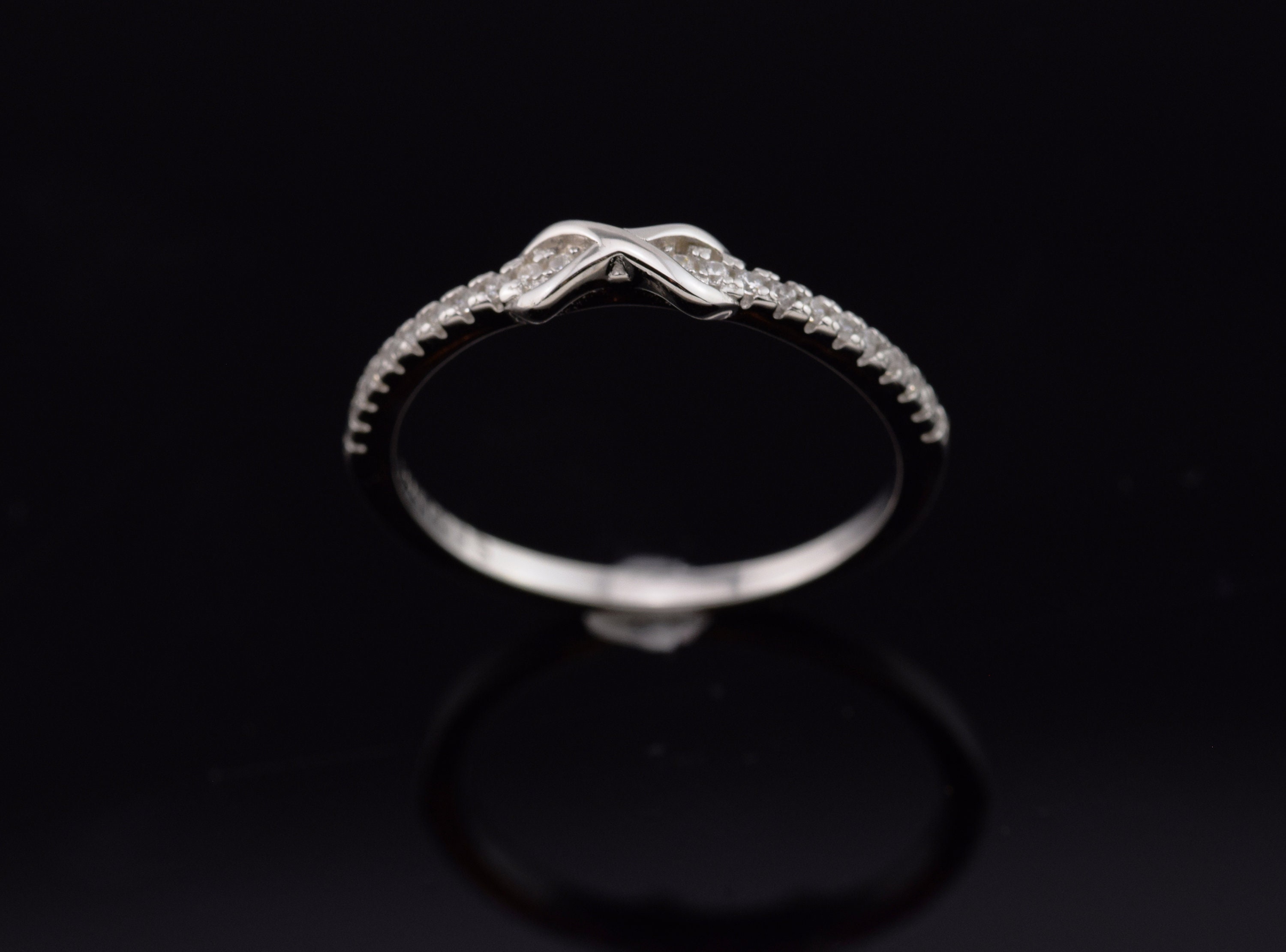 Silver 925 Subtle Ring With White Zircon Infinity Band - Etsy UK