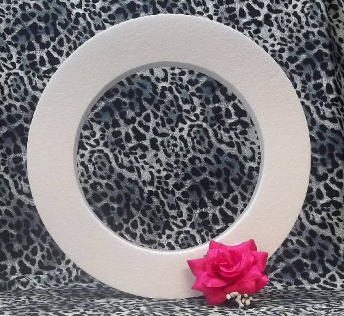 8 PC Styrofoam EPS Polystyrene WREATHS 16" X 2" - Etsy