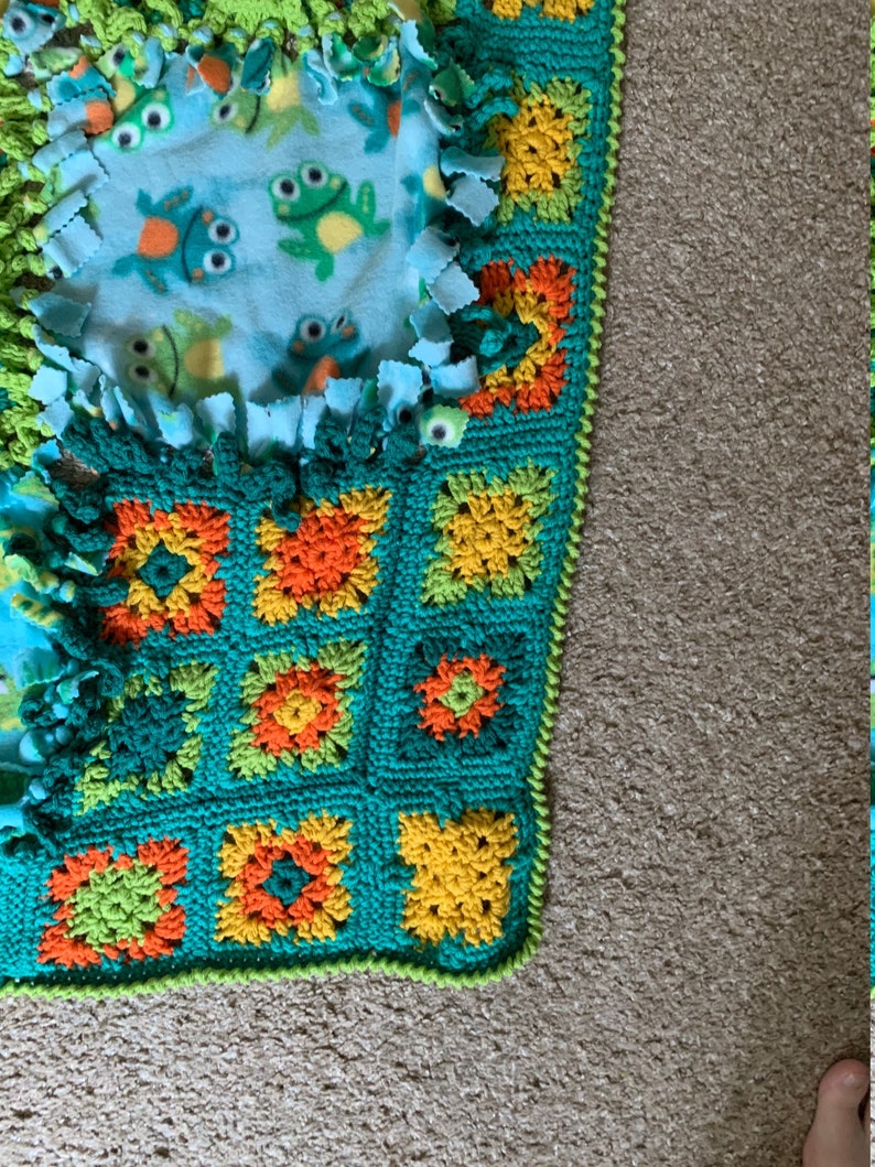Frogs Granny Square Tie Quilt - Etsy