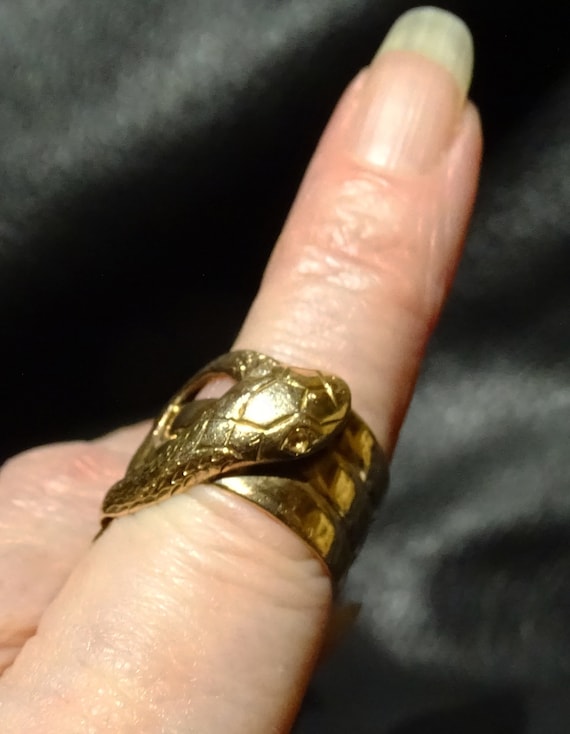 Victorian Snake Ring, Gold - Gem