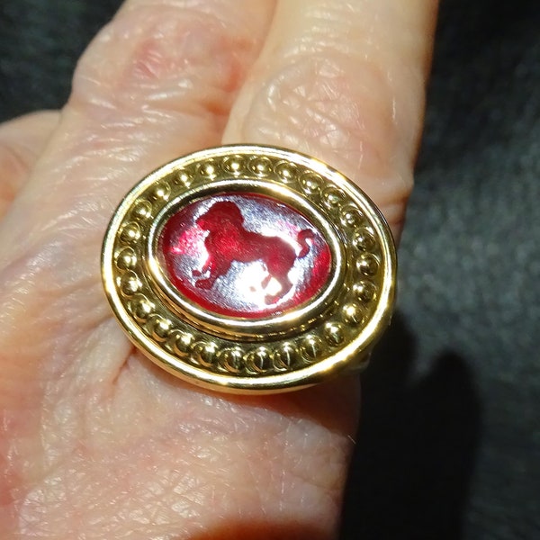 Intaglio Glass Ring - Etsy