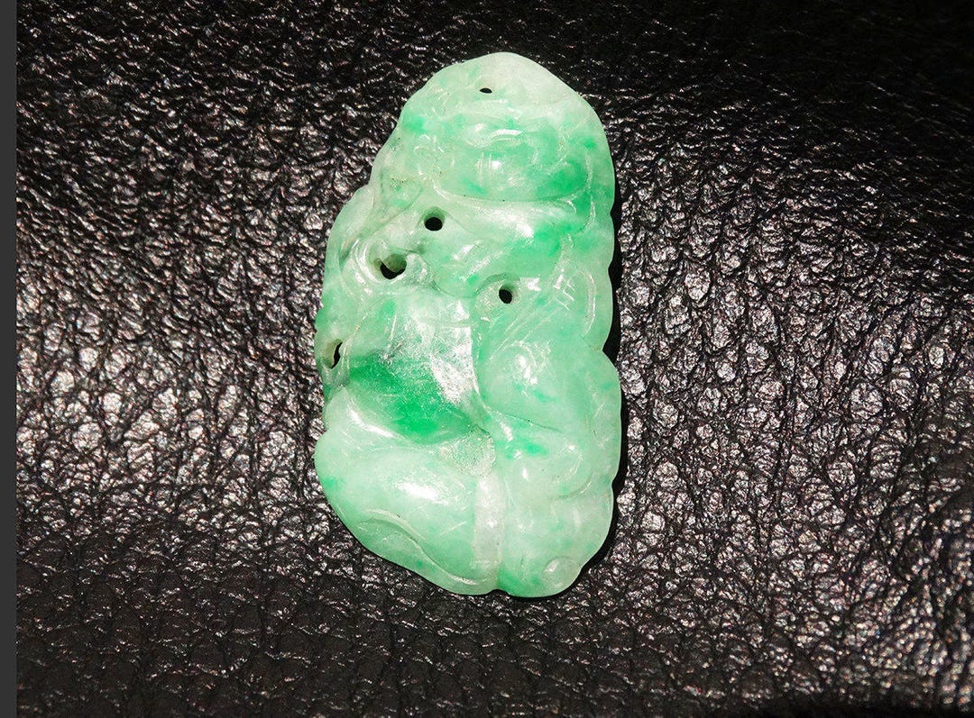 Carved Jade Pendant, Apple Green Jadeite, Art Deco Era - Etsy