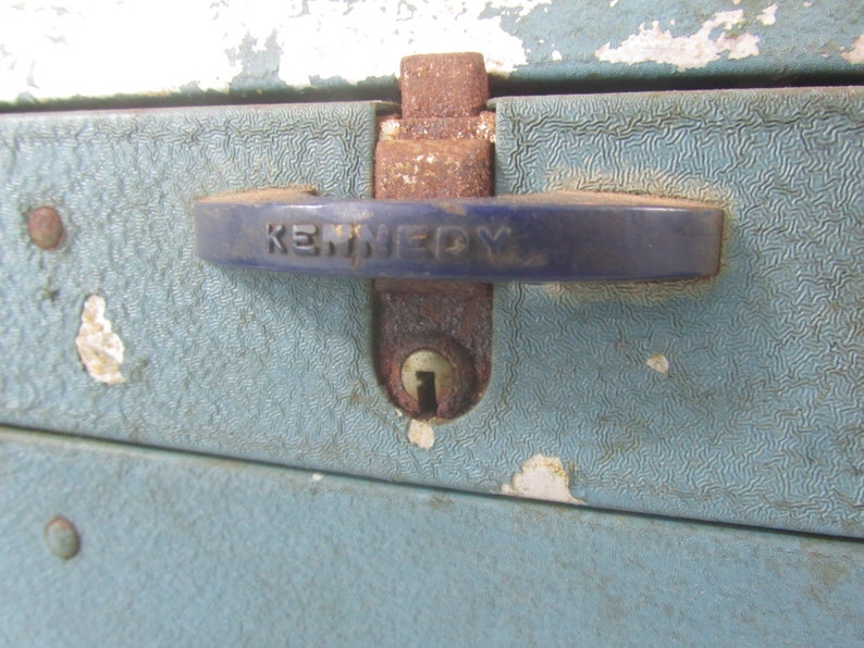 Vintage Metal Tackle Box Blue Metal Box Fishing Box Tackle - Etsy