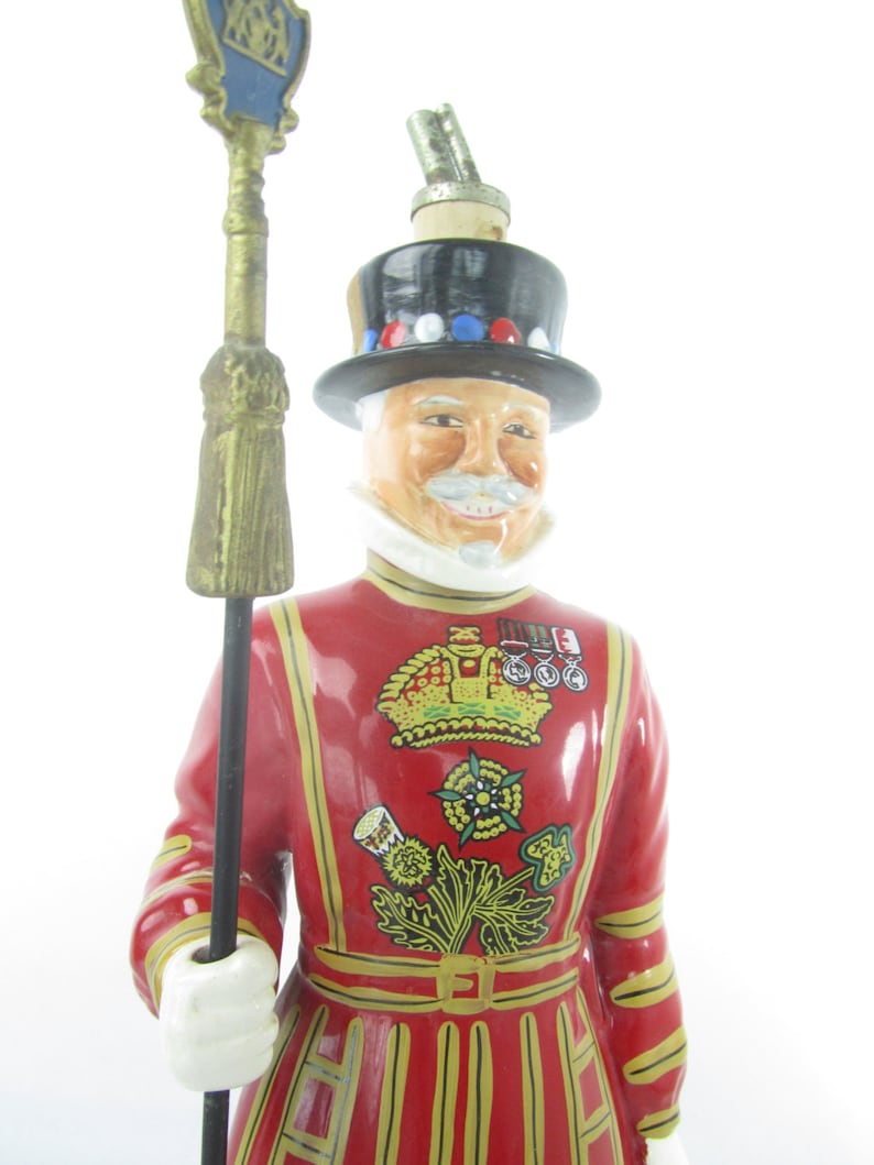 Beefeater Yeoman Whiskey Decanter, Liquor Decanter, Ceramic Decanter ...