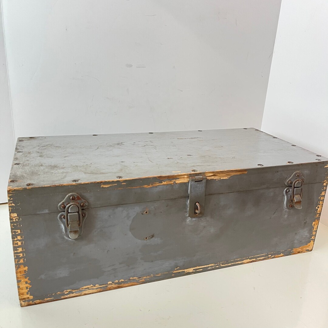 Vintage Carpenters Box, Gray Tool Box, Finger Joint Corners, Industrial ...