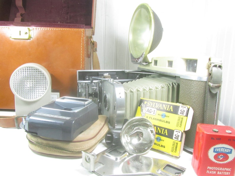 Vintage Polaroid Camera, Polaroid Land Camera Model 800, Camera With ...