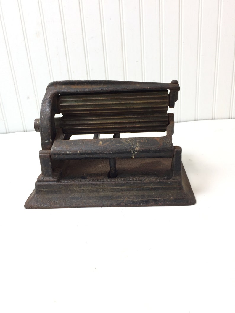 ANTIQUE Tool Cast Iron Tool Roller Tool Pleat Crank Tool - Etsy