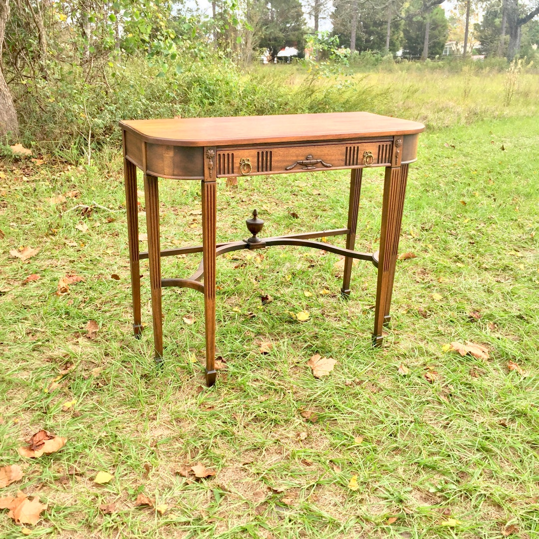 Antique Table, Federal Neoclassical Design, Ornate Table, Antique Decor ...