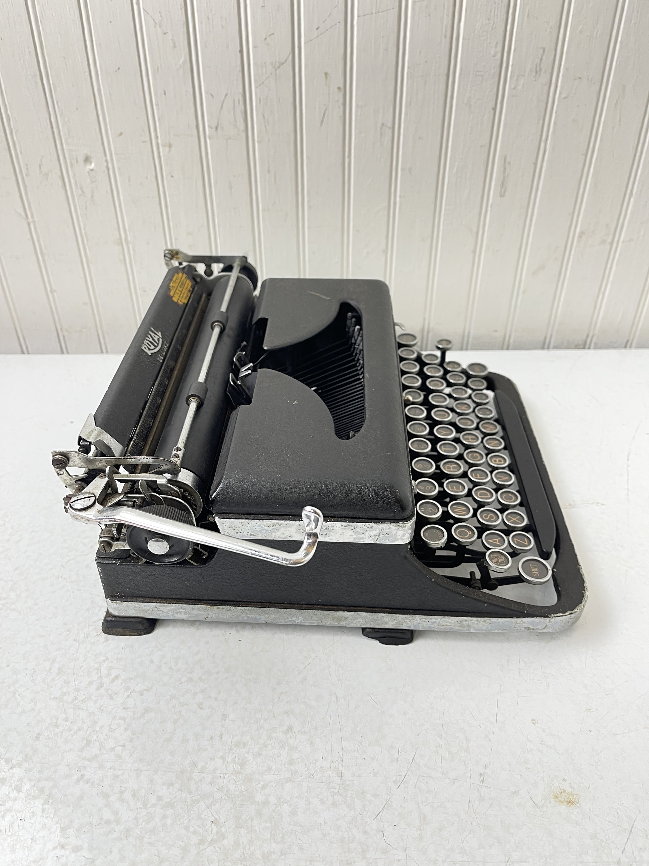 Vintage Royal Typewriter, Manual Typewriter, Collectible,black Metal ...
