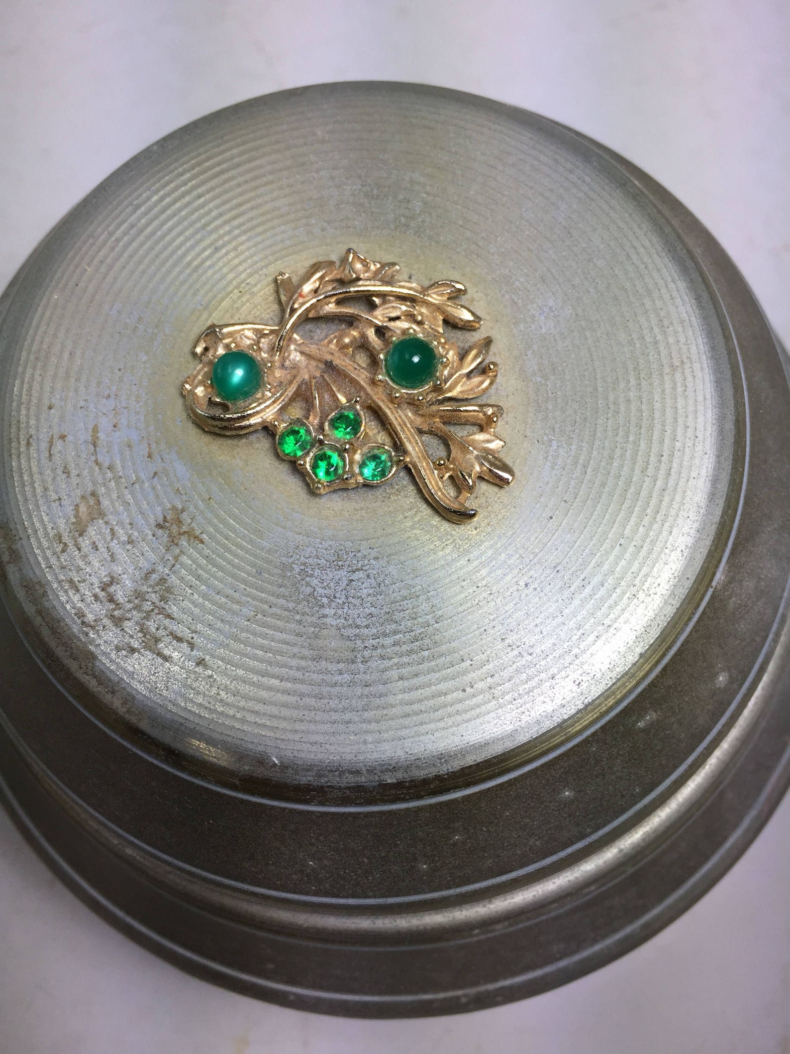 Vintage Powder Container, Musical Box, Trinket Box, Vanity Display ...