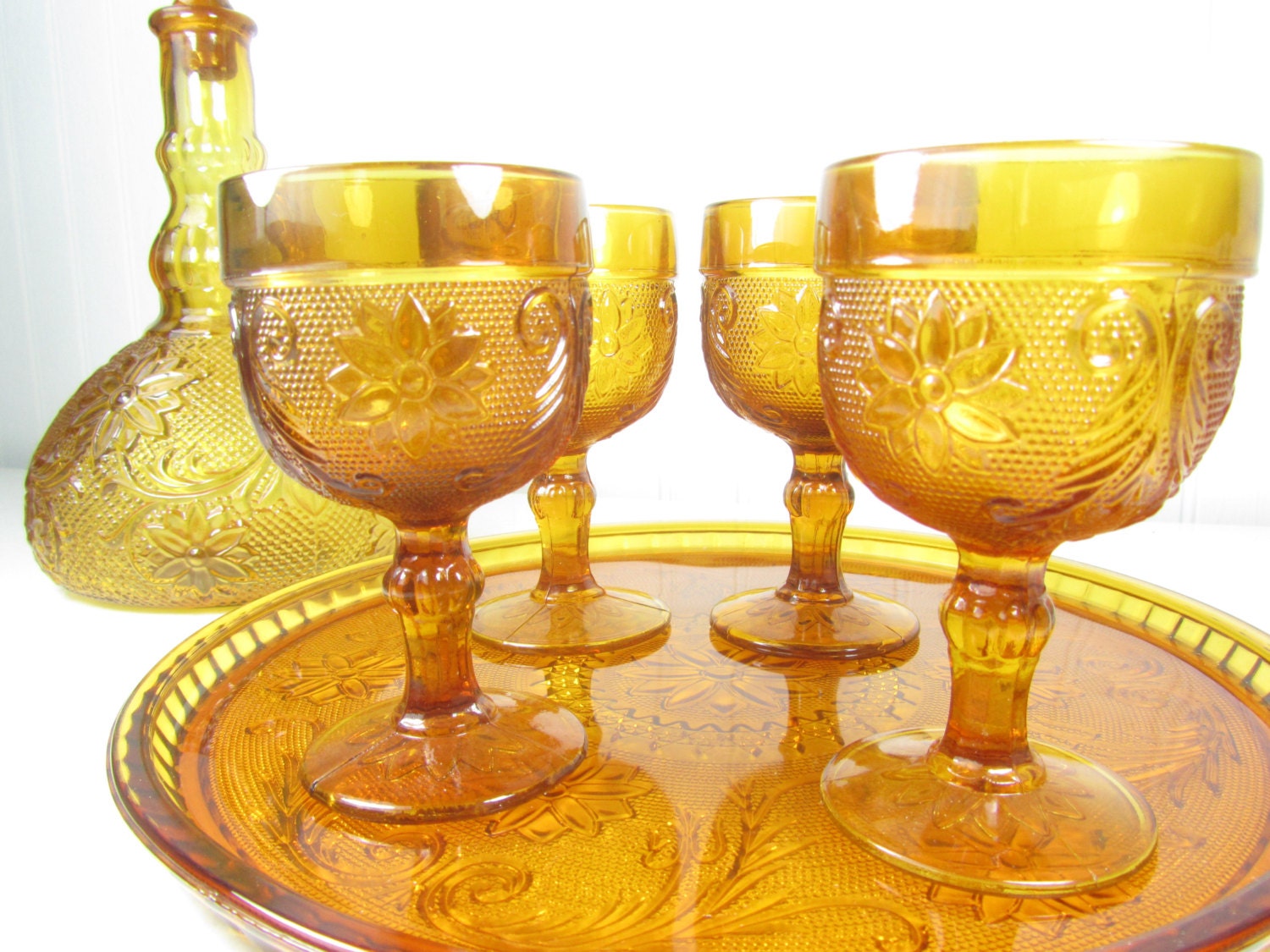 VINTAGE DECANTER, Cordial Set, Liqueur, Wine Bottle, Glass Bottle ...