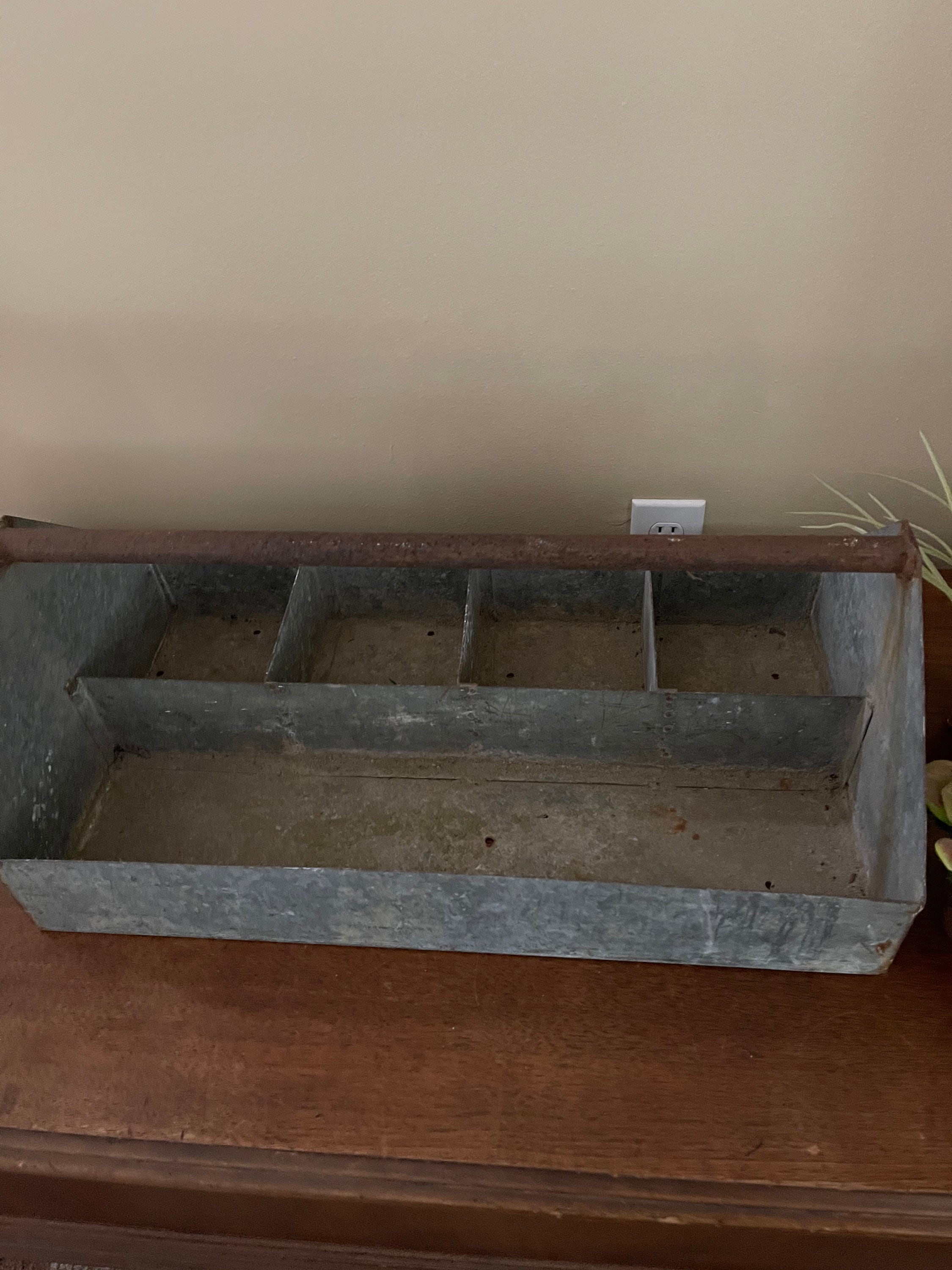 Metal tool box vintage box tool caddy carpenters box | Etsy