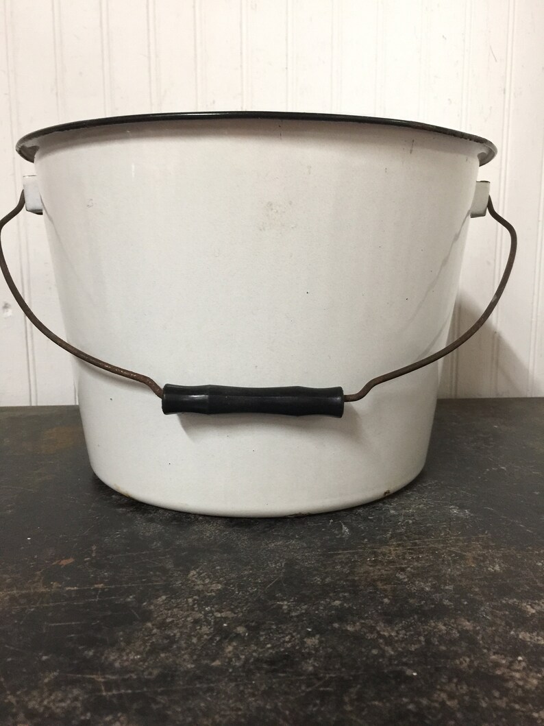 VINTAGE BUCKET Enamel Bucket Rustic Bucket Pail Farmhouse | Etsy
