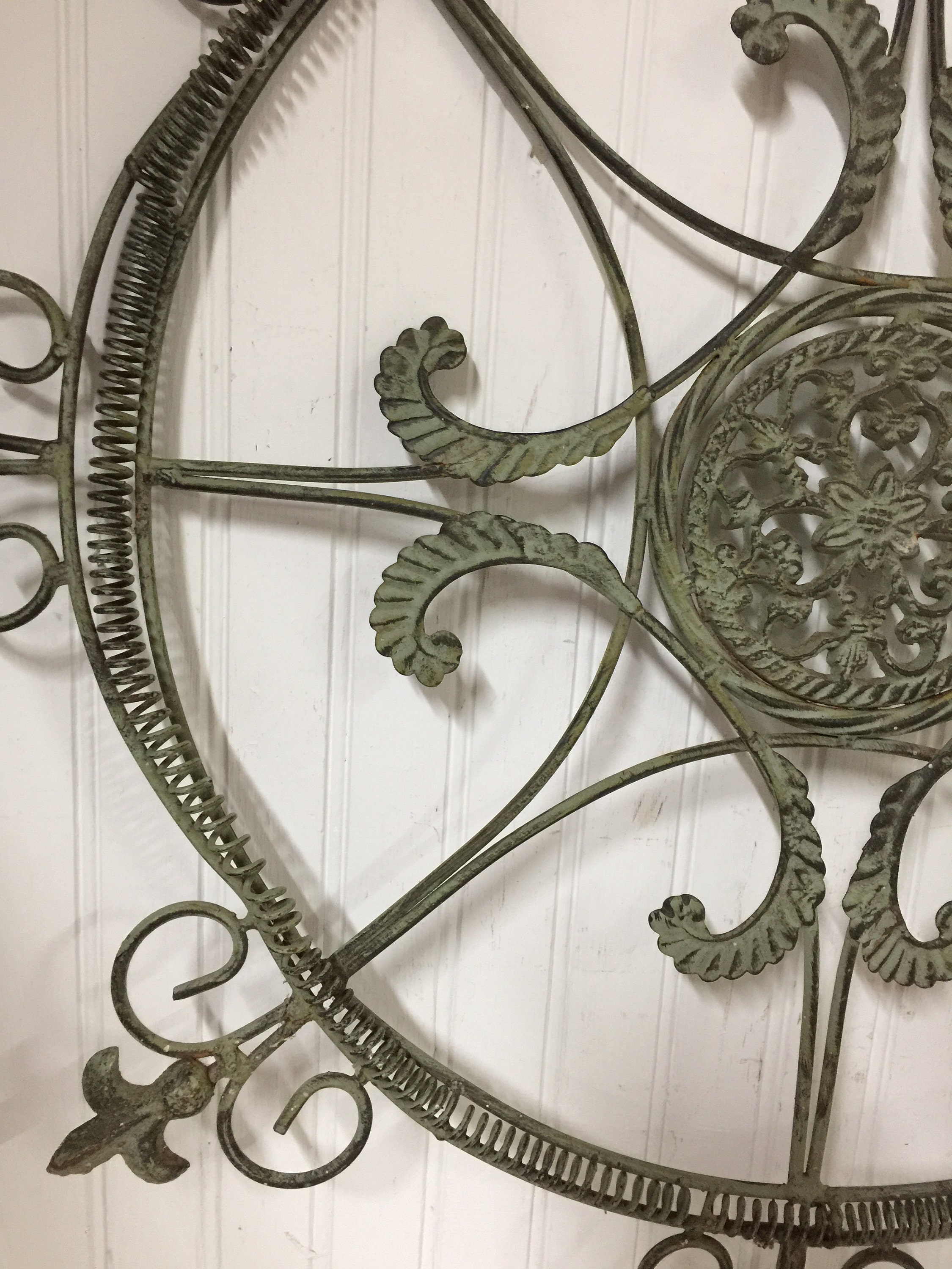 Vintage Metal Scroll Wall Hanging medallion metal wall | Etsy