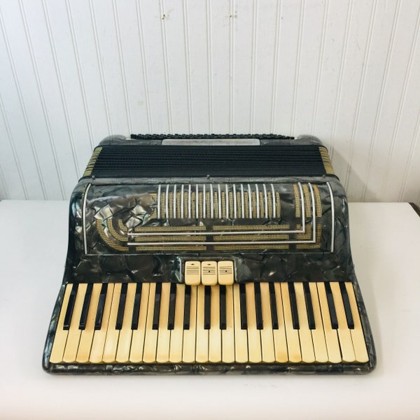 Squeeze Box - Etsy