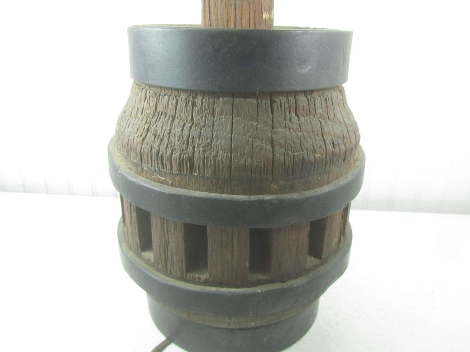 Antique Wagon Wheel Hub Lamp, Farmhouse Decor, Rustic Decor, Ranch ...