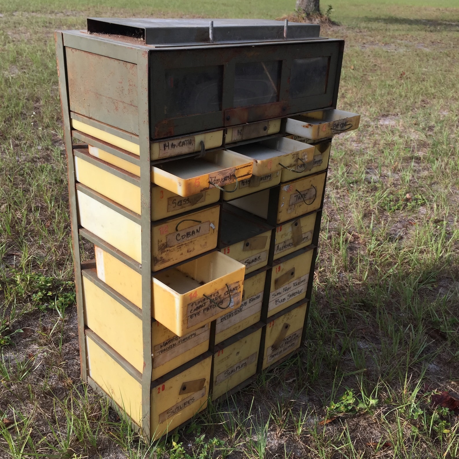 Military Medical Cabinet, Storage Drawers, Military Organizer ...