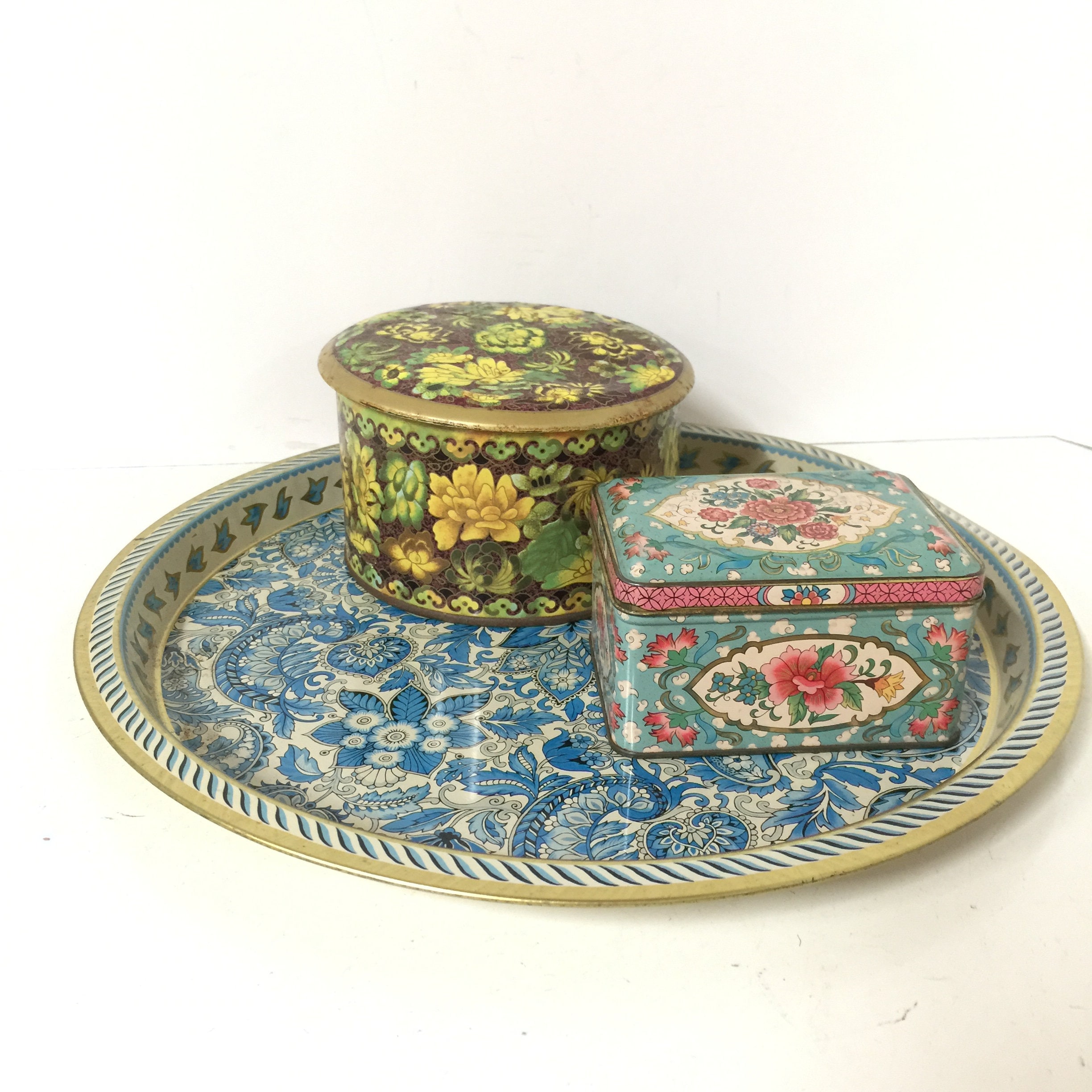 Vintage tin collection the tin boxes floral tins tin tray | Etsy