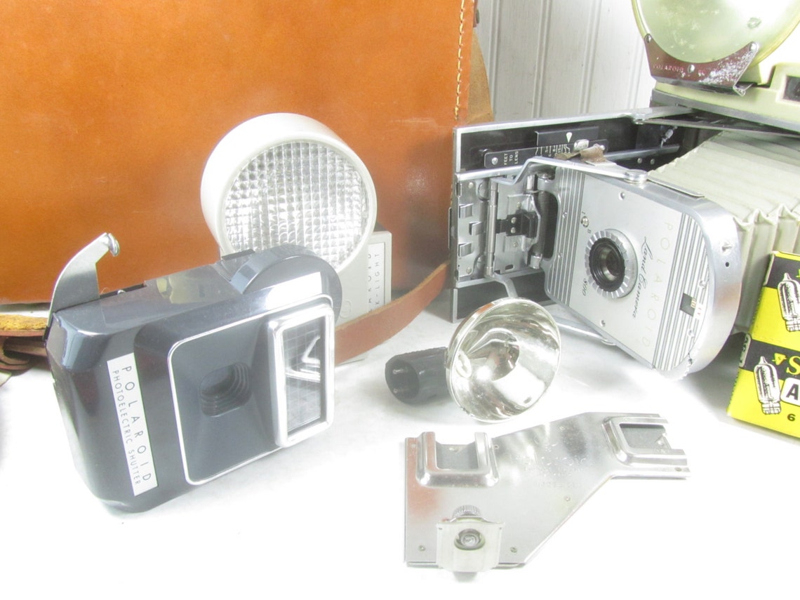 Vintage Polaroid Camera, Polaroid Land Camera Model 800, Camera With ...