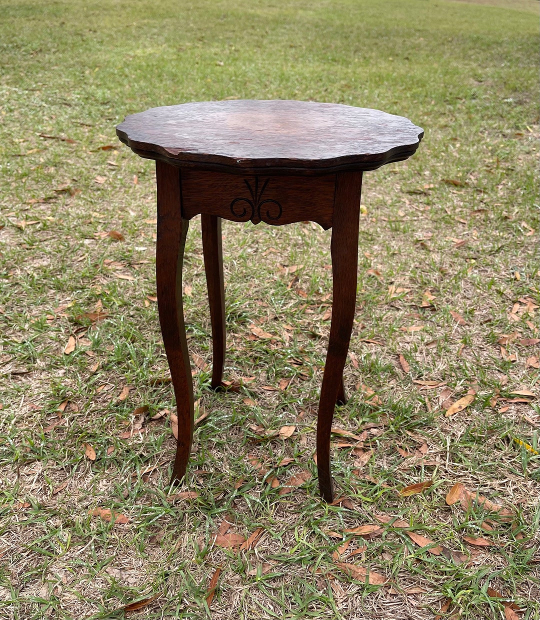 Antique Wood Table, End Table, Furniture, Lamp Table, Undertakers Store ...