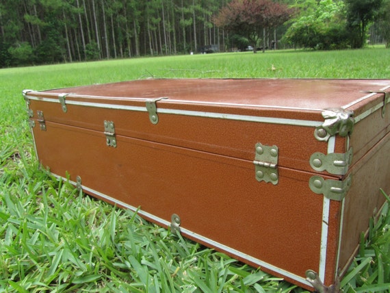 VINTAGE SUITCASE, Metal Trunk, metal suitcase, Mid Ce… - Gem