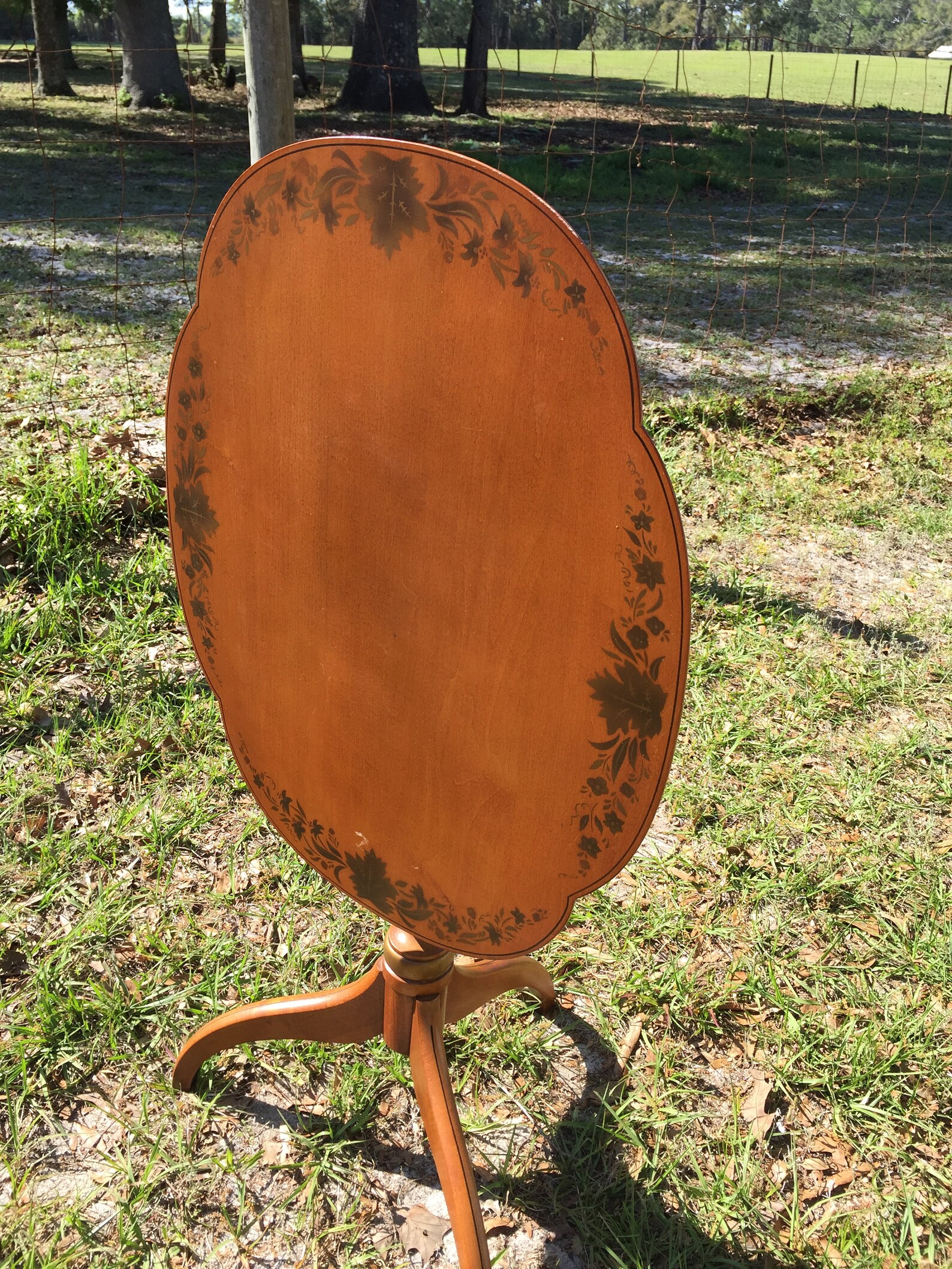 Hitchcock Table Vintage Side Table Tilt Top Table Vintage - Etsy