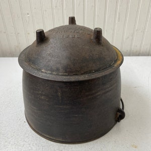 Greer and King Cast Iron Cauldron, Cowboy Kettle, Footed Pot,bean Pot ...