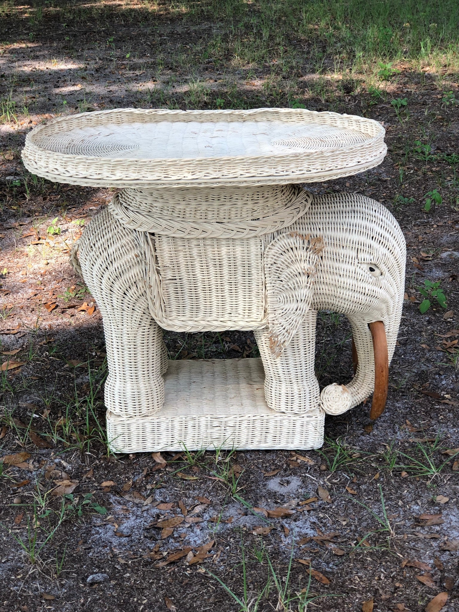 Vintage Wicker Elephant Side Table Plant Stand End Table Boho Decor Asian Decor Wicker Furniture Etsy