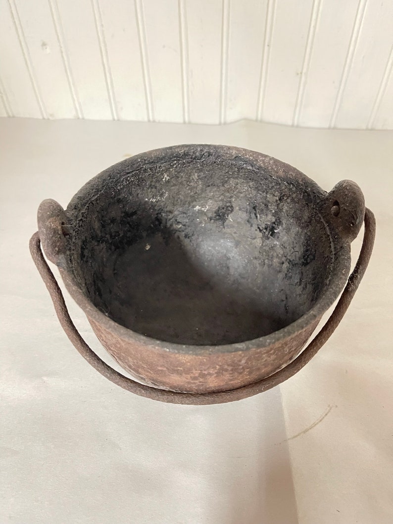 ANTIQUE CAST IRON Cauldron Smelting Pot Blacksmiths Pot - Etsy