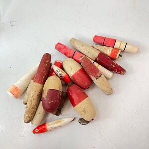 Vintage Fishing Collection, Fishing Bobbers,fishing Lure,camping, Wood ...