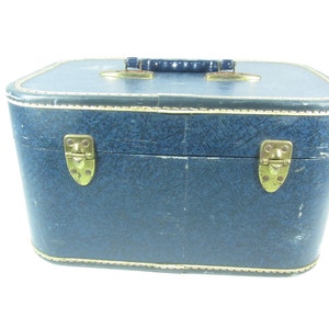 Vintage Blue Train Case, Vintage Luggage, Travel Case, Overnight Bag - Etsy