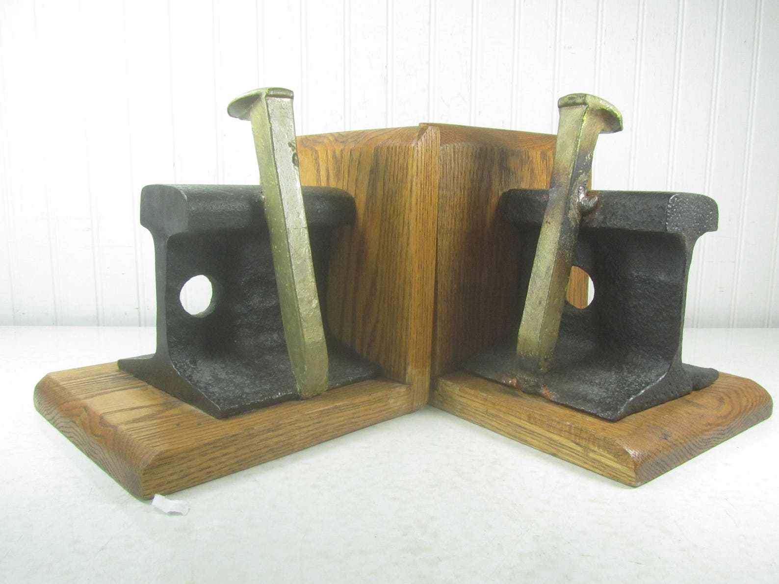 RailRoad Spike Bookends Railroad Track Bookend Train Theme | Etsy