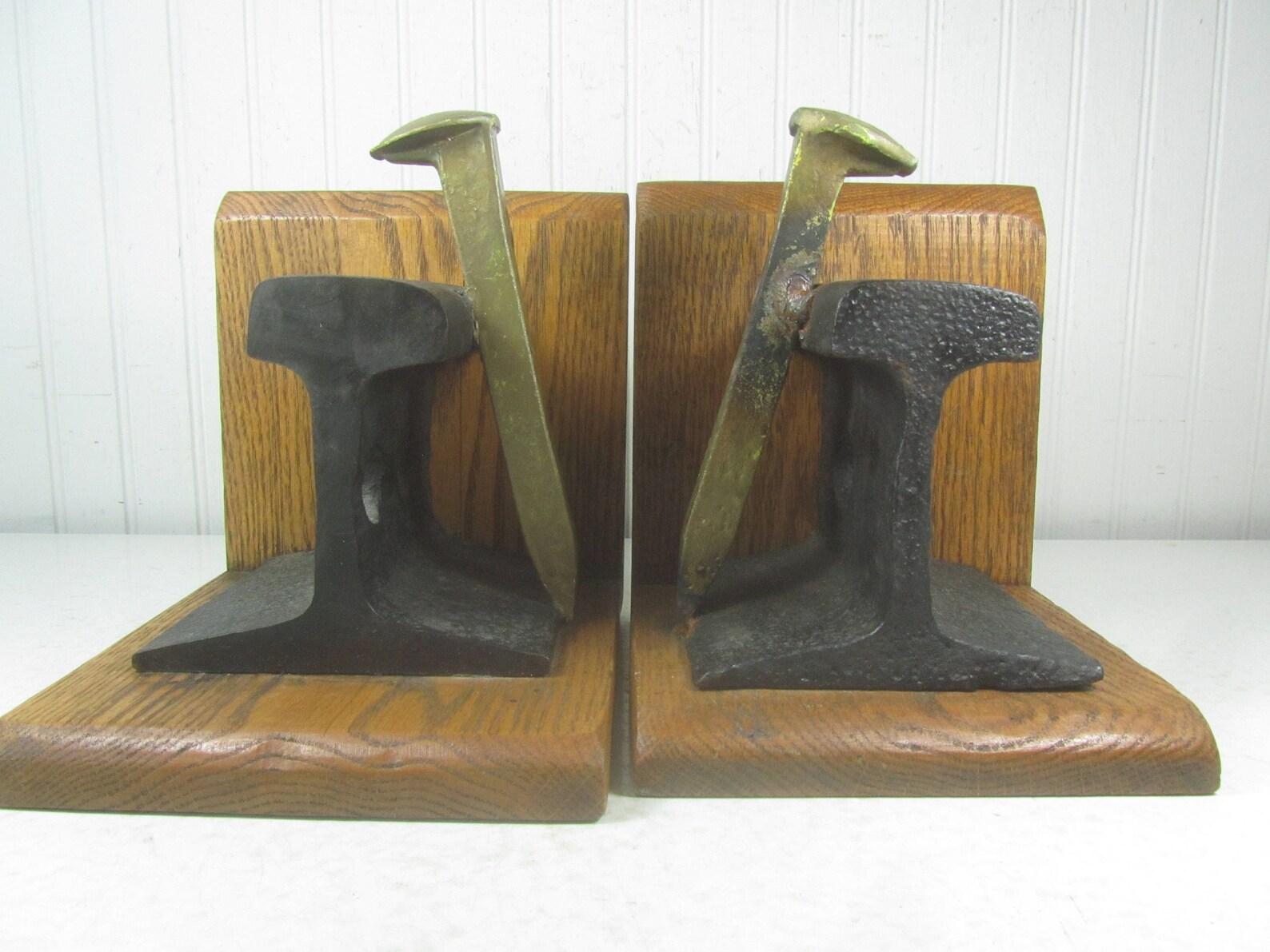 RailRoad Spike Bookends Railroad Track Bookend Train Theme | Etsy