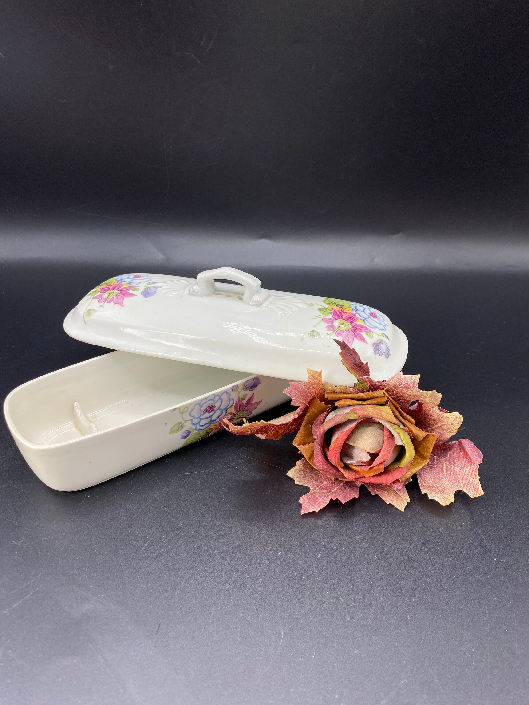 1880's Floral Razor Box Lidded Toothbrush or Butter Dish - Etsy