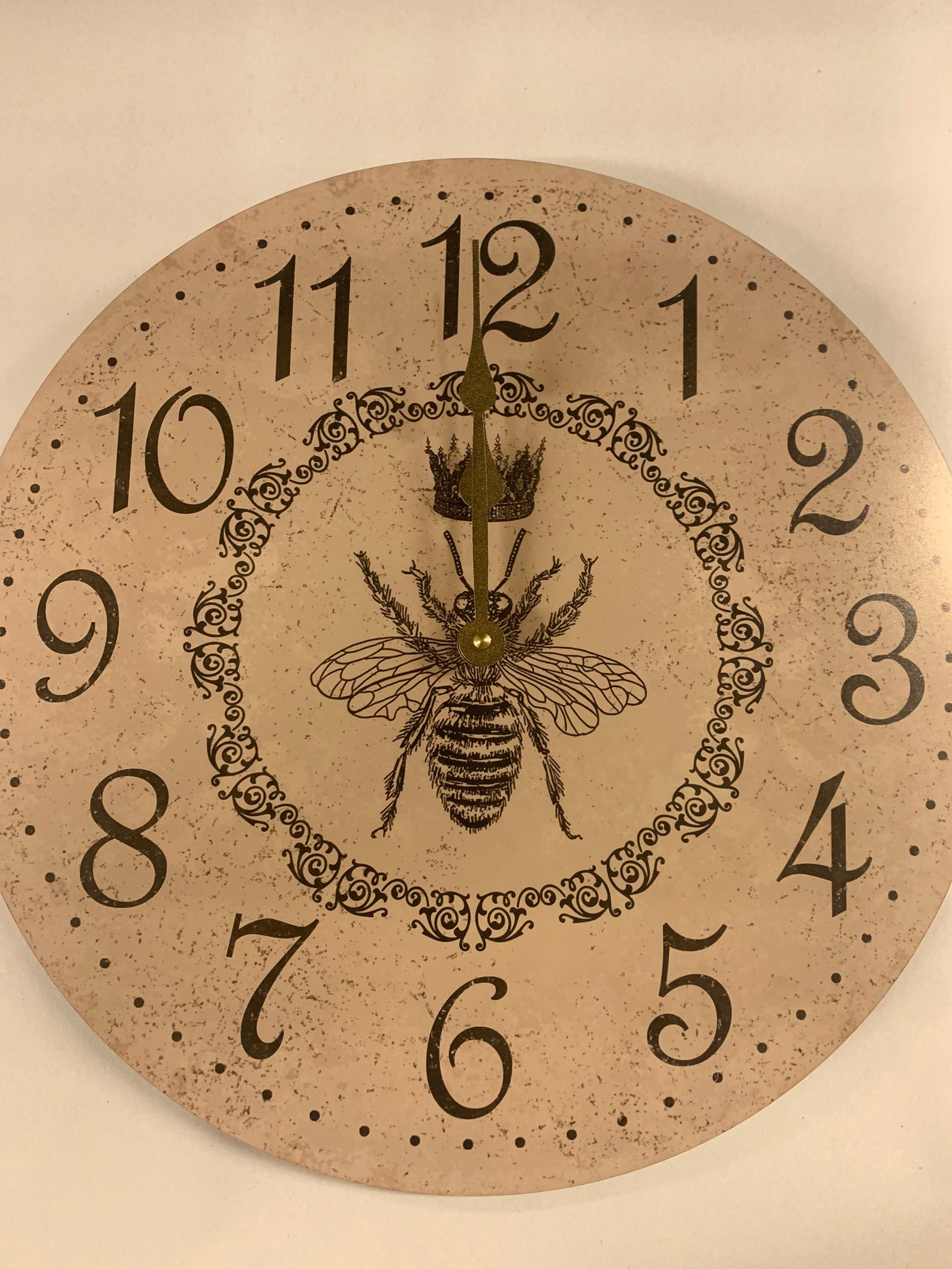 Queen Bee Clock Honeybee Clock - Etsy