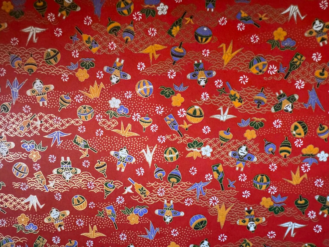 Origami Paper, Chiyogami, Yuzen, Washi. Japanese New Years Games on Red ...