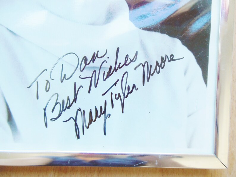 Mary Tyler Moore Celebrity Autograph Publicity Photo 1980s RIP | Etsy