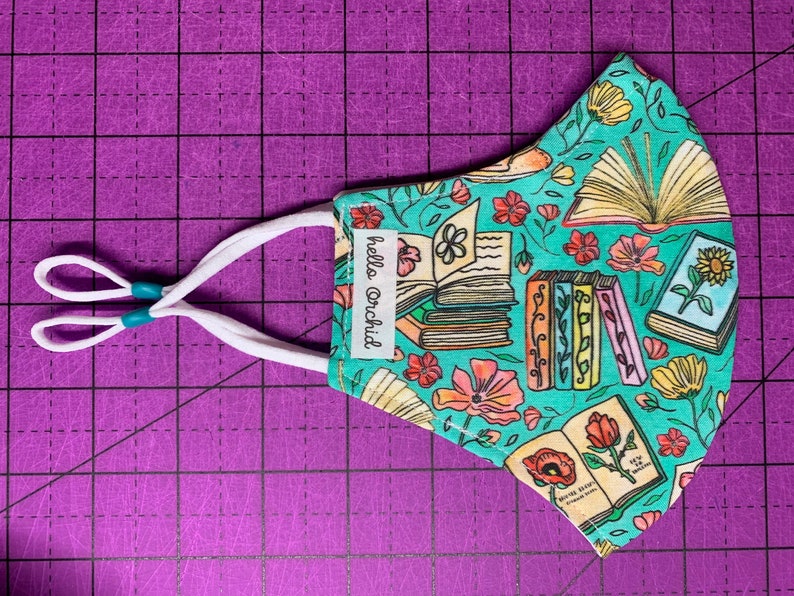 Book Lovers Face Mask - Etsy