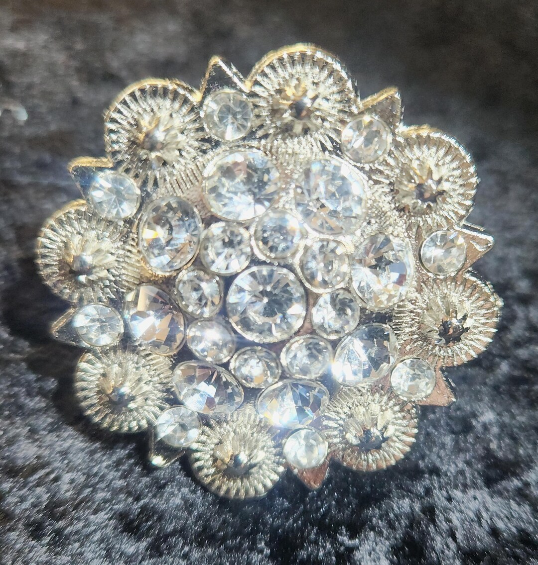 SCARF SLIDE CONCHO With Clear Crystals in Silvertone Stunning Perfect ...