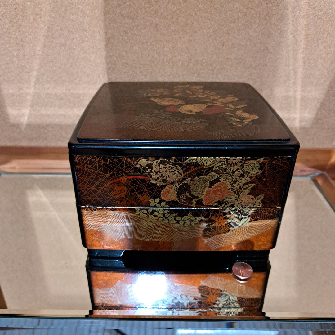 Cool Old Bento Box With Golden Quails, Flowers and Fancy Work in ...