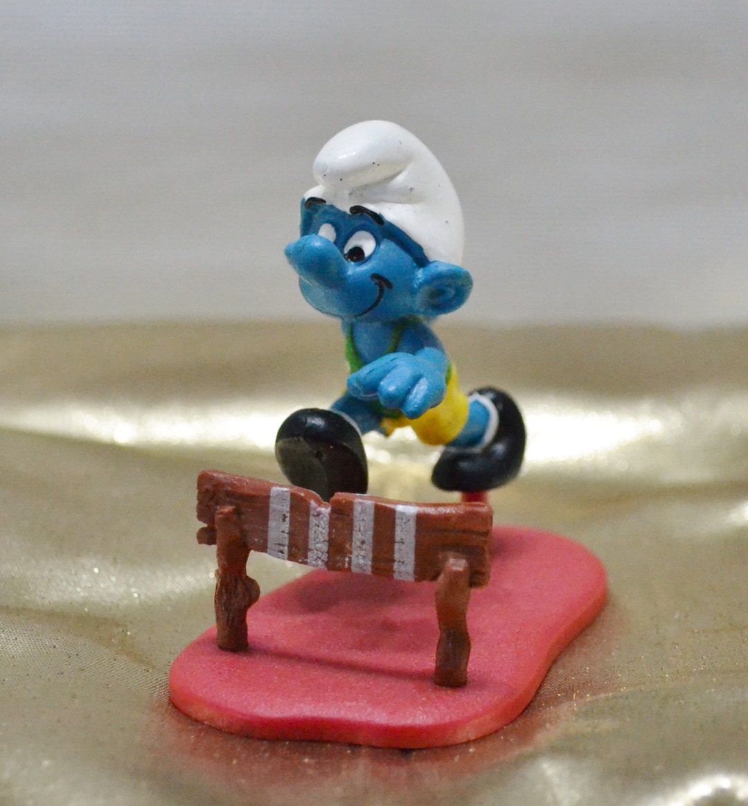 Vintage Hurdle Super Smurf Figure 40511 Sports Smurf - Etsy