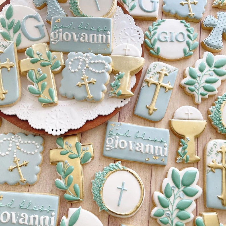 Floral Chalice Cookie Cutter - Etsy