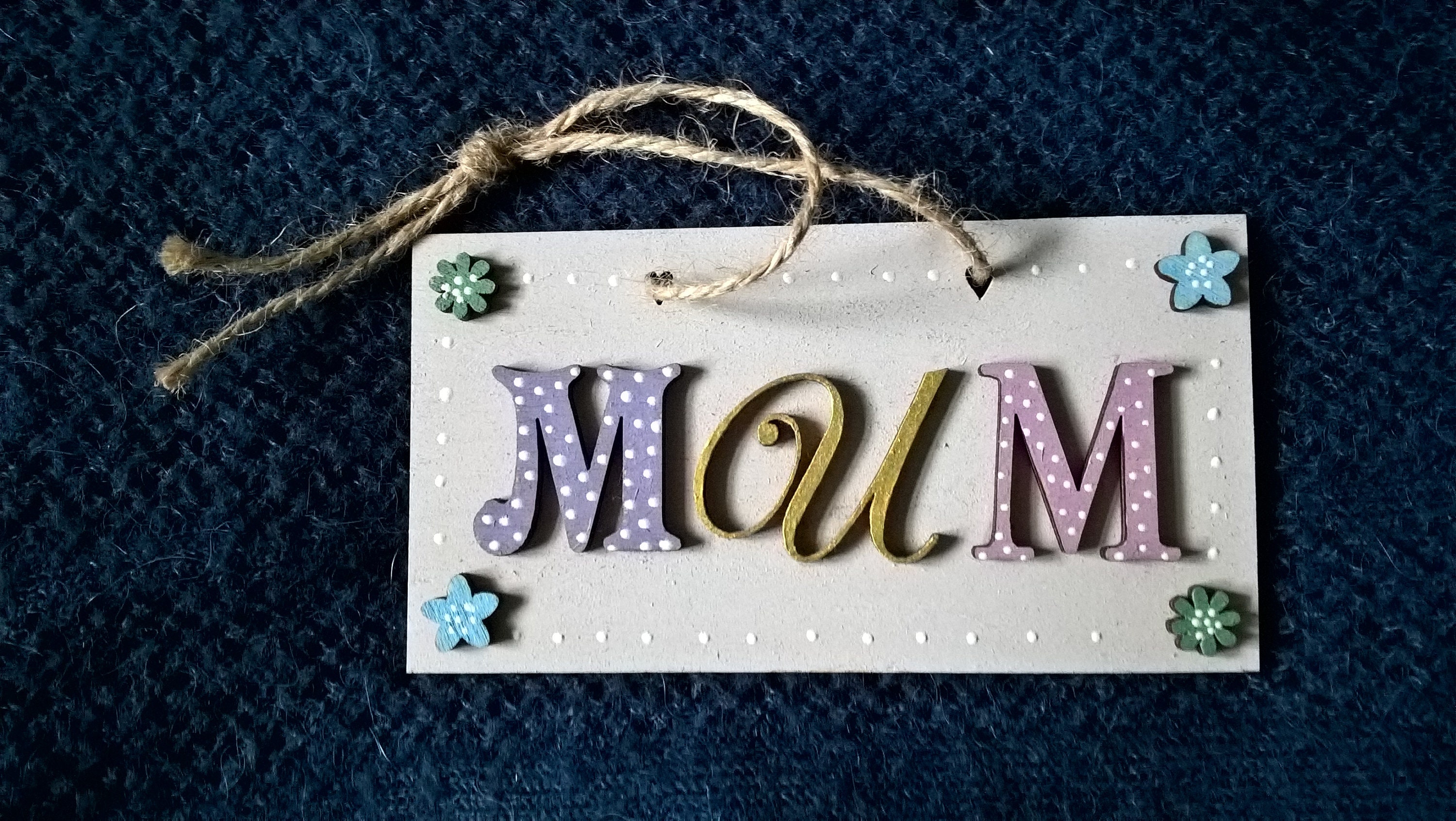 Wooden Hand Painted Mum Plaque - Etsy